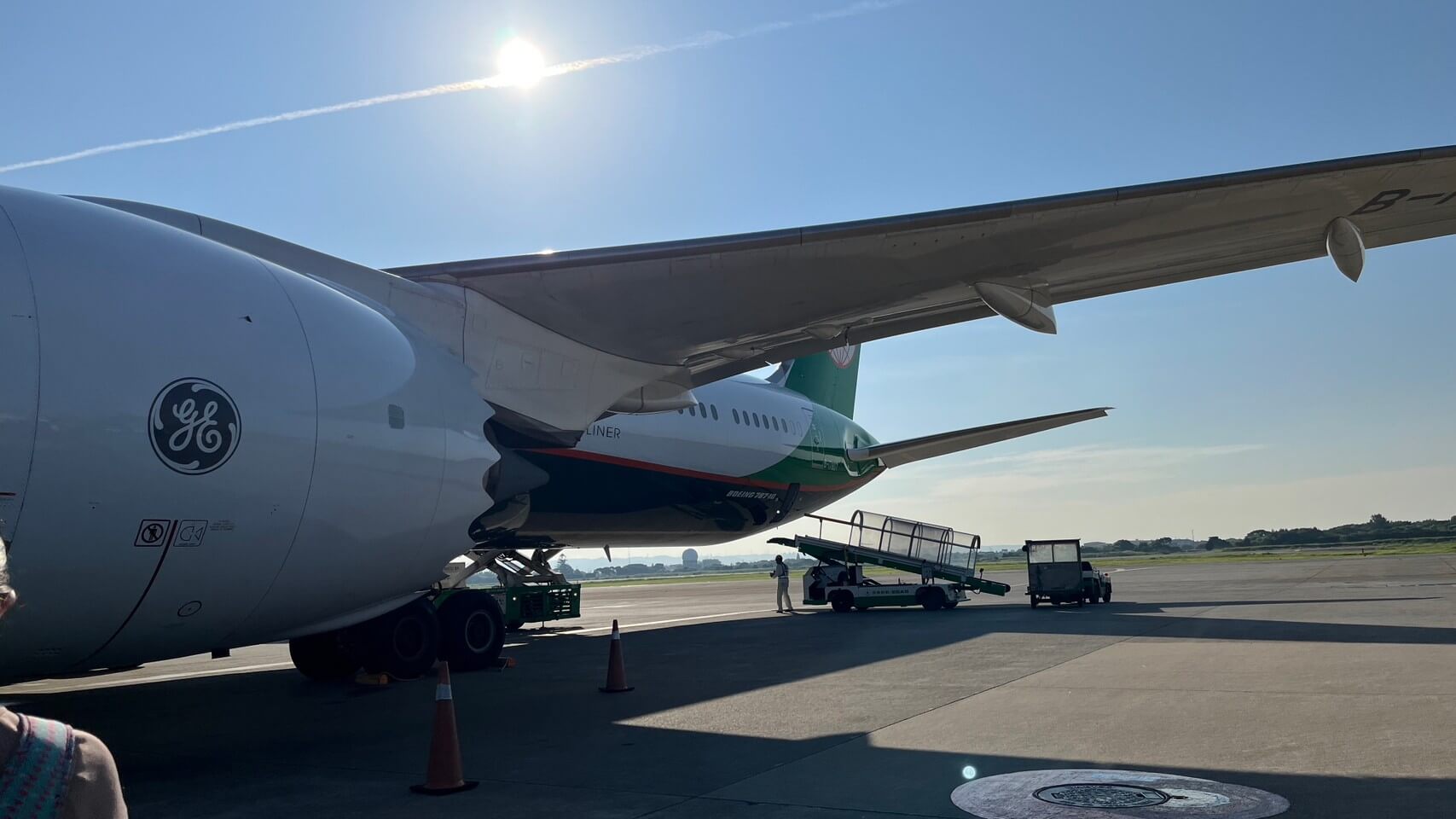 【搭乗記】エバー航空（BR106）台北-福岡のビジネスクラス搭乗記：「長距離路線と同じ機材で、最高の空間・まったく疲れない！！」 | IICS ...